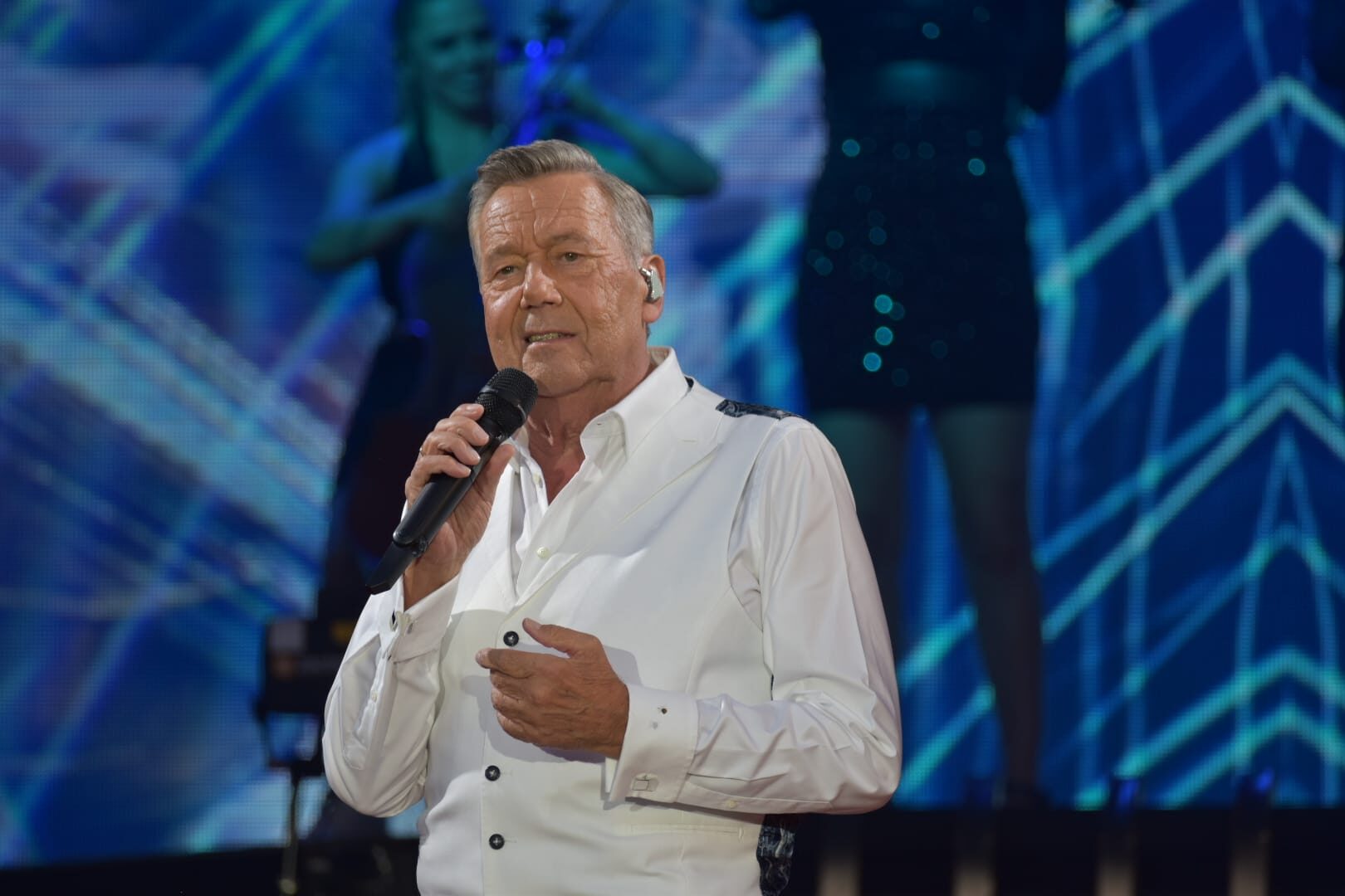 Roland Kaiser: Die schönsten Fotos vom Kaisermania-Auftakt 2024 ...