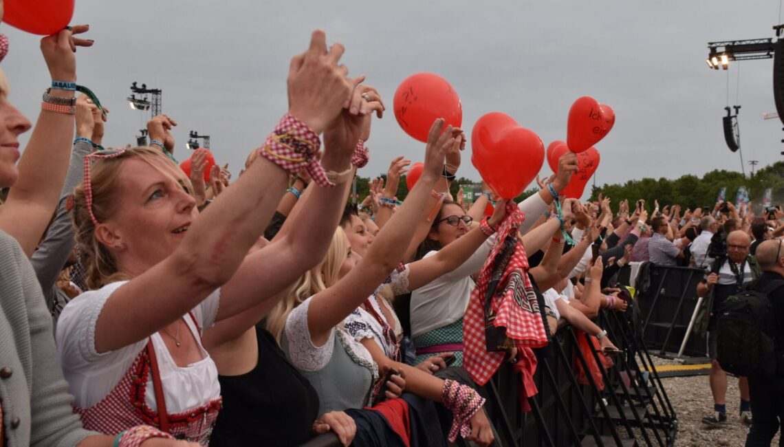 Andreas Gabalier: Die schönsten Fotos von seinem Mega-Konzert in München | Schlagerpuls